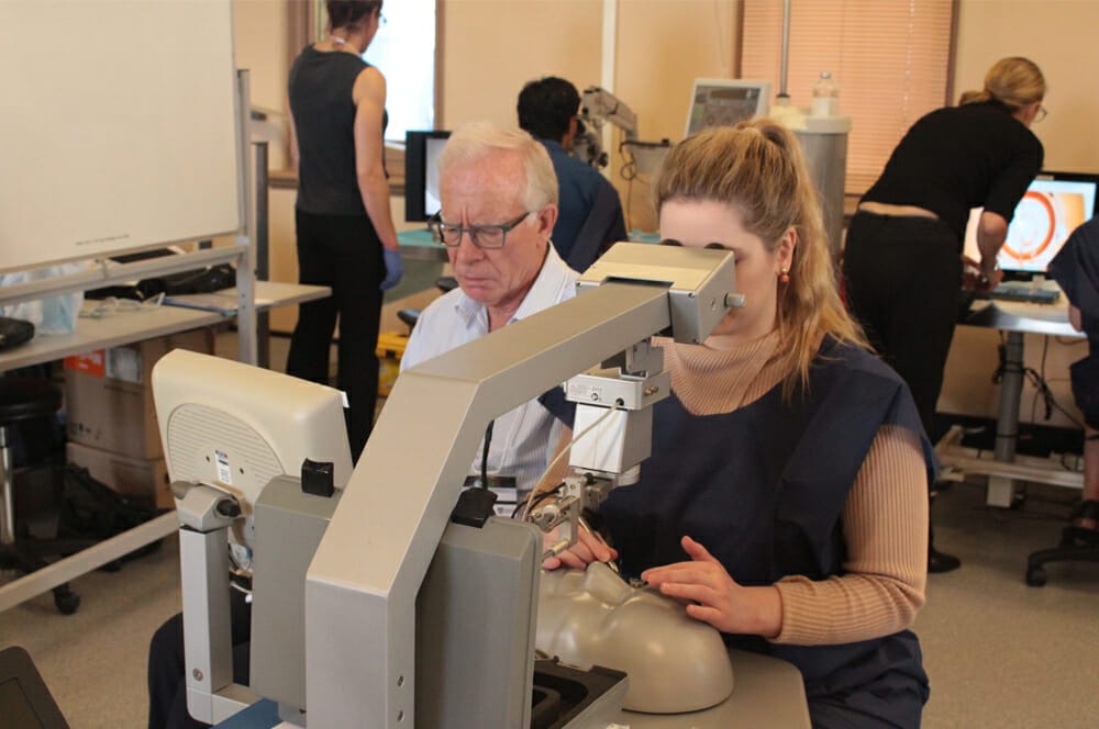 Microsurgery Wet Lab Prepares Tomorrow’s Surgeons for Practice - mivision