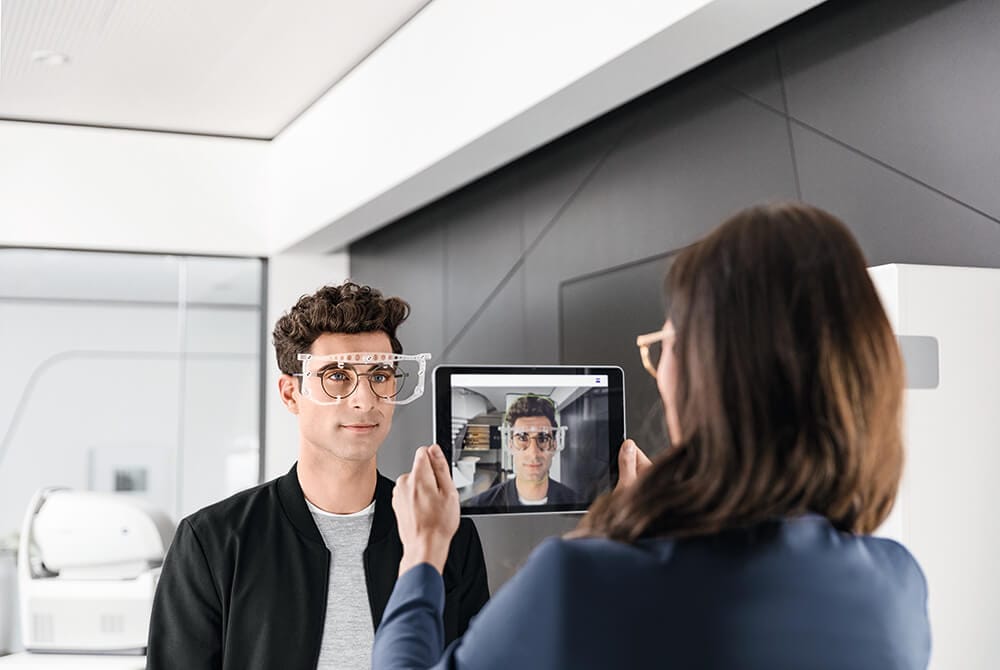 Digital Centration Launched for Dispensing - mivision