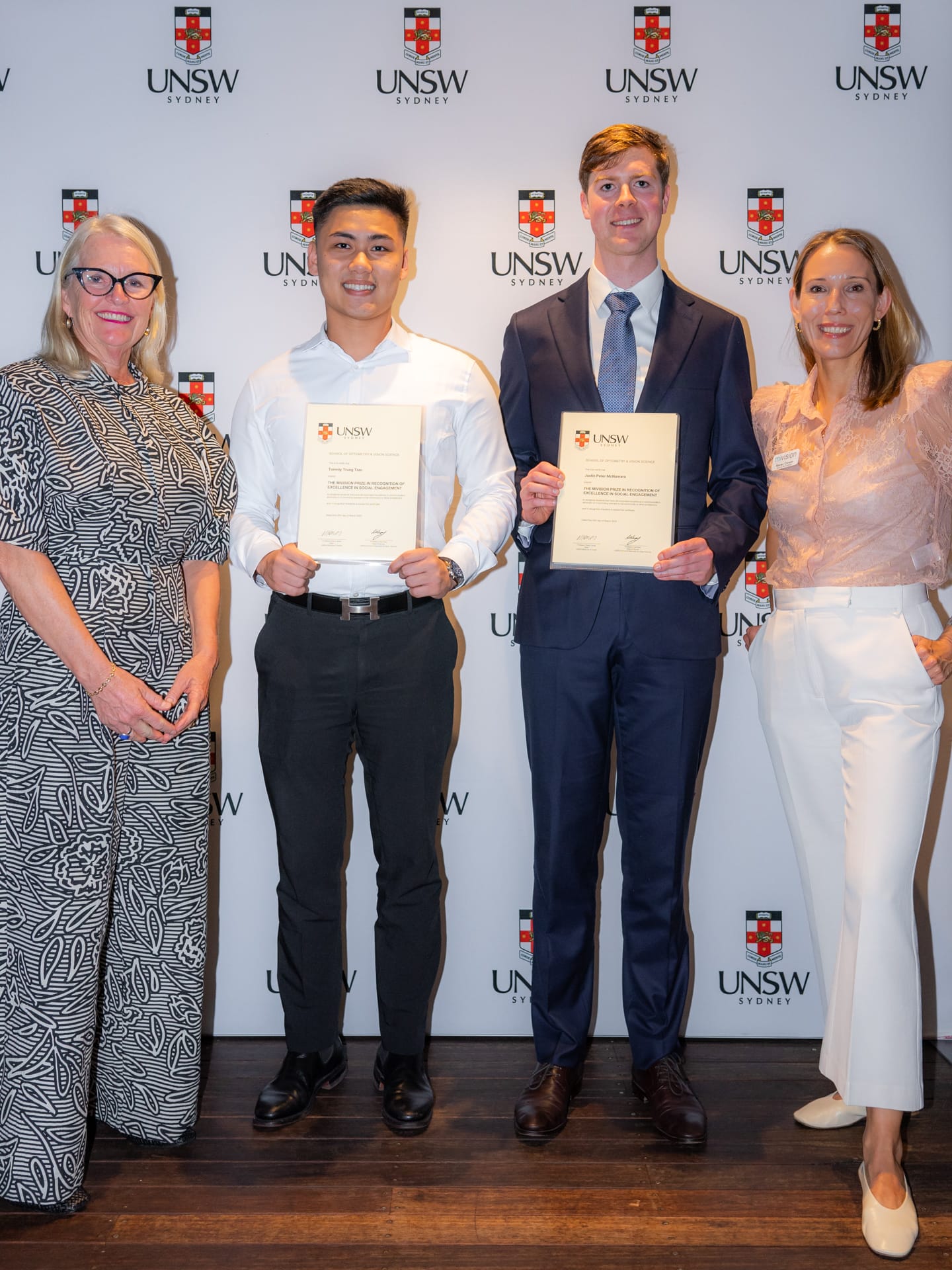 UNSW Class of 2024 Optometrists Celebrated - mivision