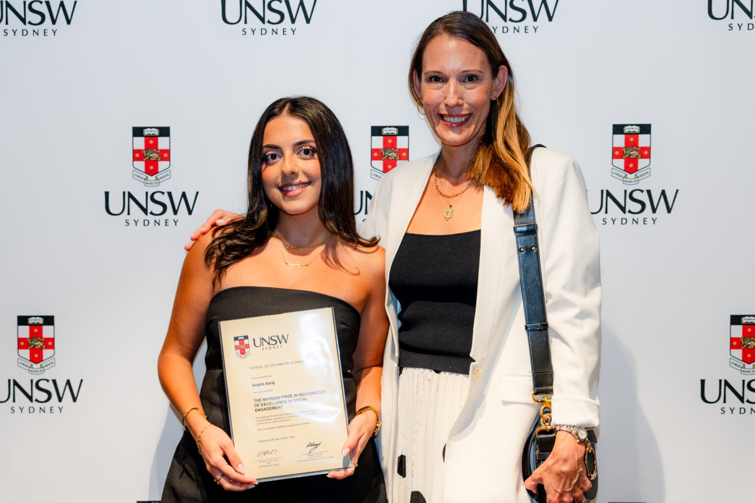 Angela Aaraj Awarded mivision Prize for UNSW Social Engagement - mivision